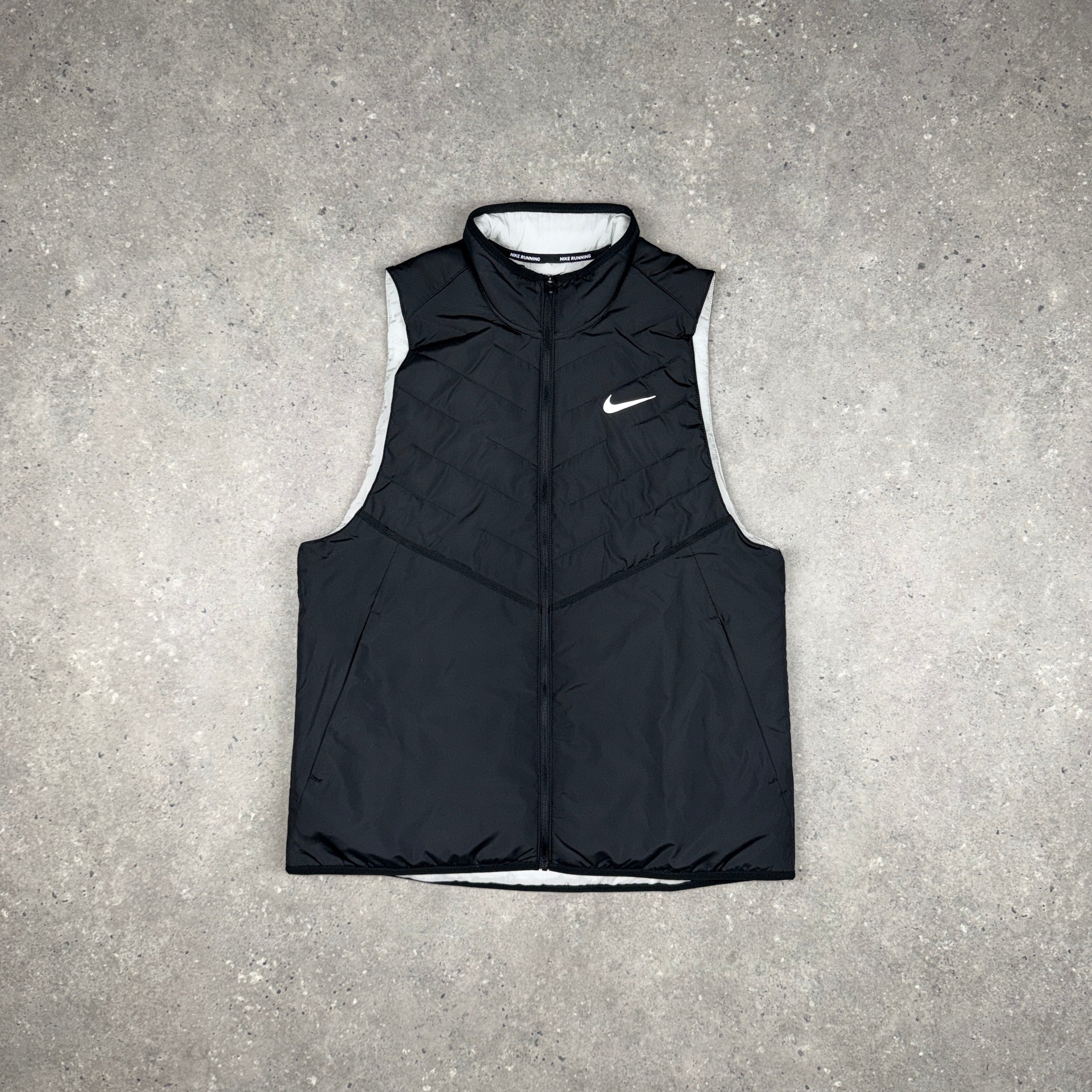 NIKE AEROLOFT GILET BLACK – Evosportsuk